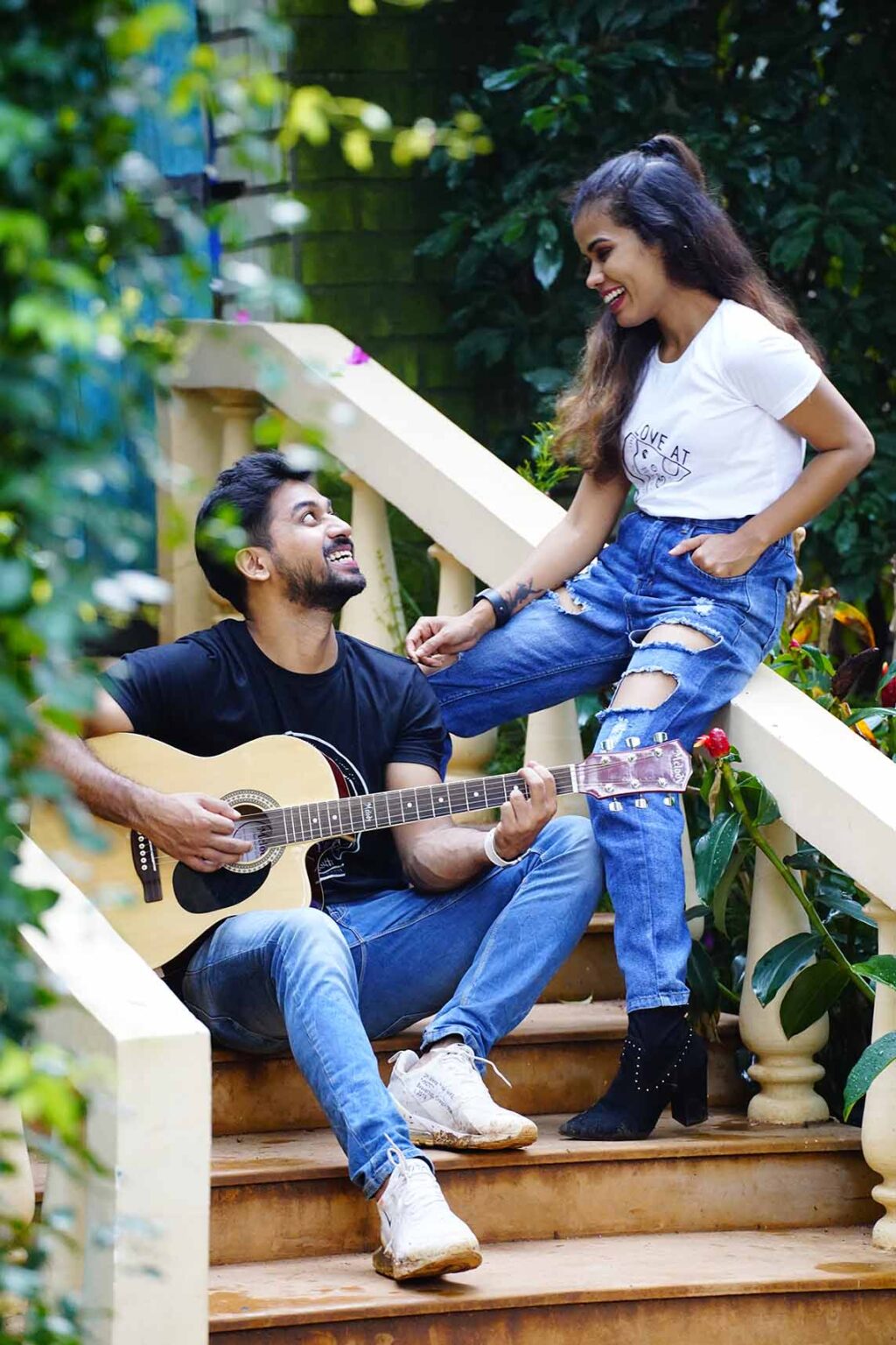 Pre Wedding Photo Ideas – 25+ Creative Poses & Themes for 2025 ...